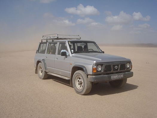 Nissan patrol chassis long à Djibouti
