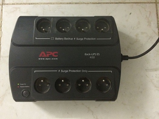 Onduleur APC Onduleur Back-UPS ES 400VA - BE400-FR à Djibouti