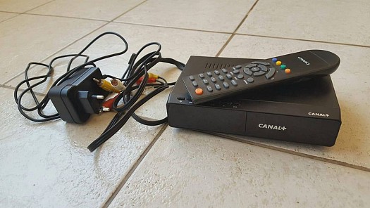 Décodeur canal+ à Djibouti