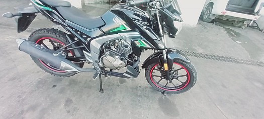 Moto senke 200 -13 à Djibouti