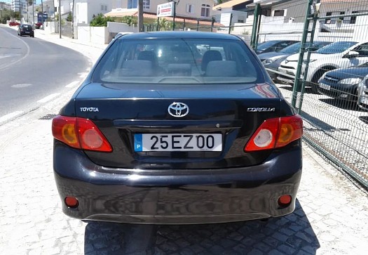 Toyota Corolla 1.4 VVT-I Sol+VSC. à Djibouti