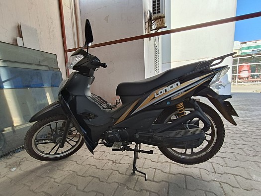 Moto Loncin LX110-12A à Djibouti
