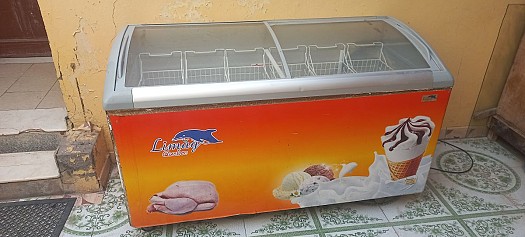 Congélateur LIMAG pour glaces - bon état, prix négociable à Djibouti