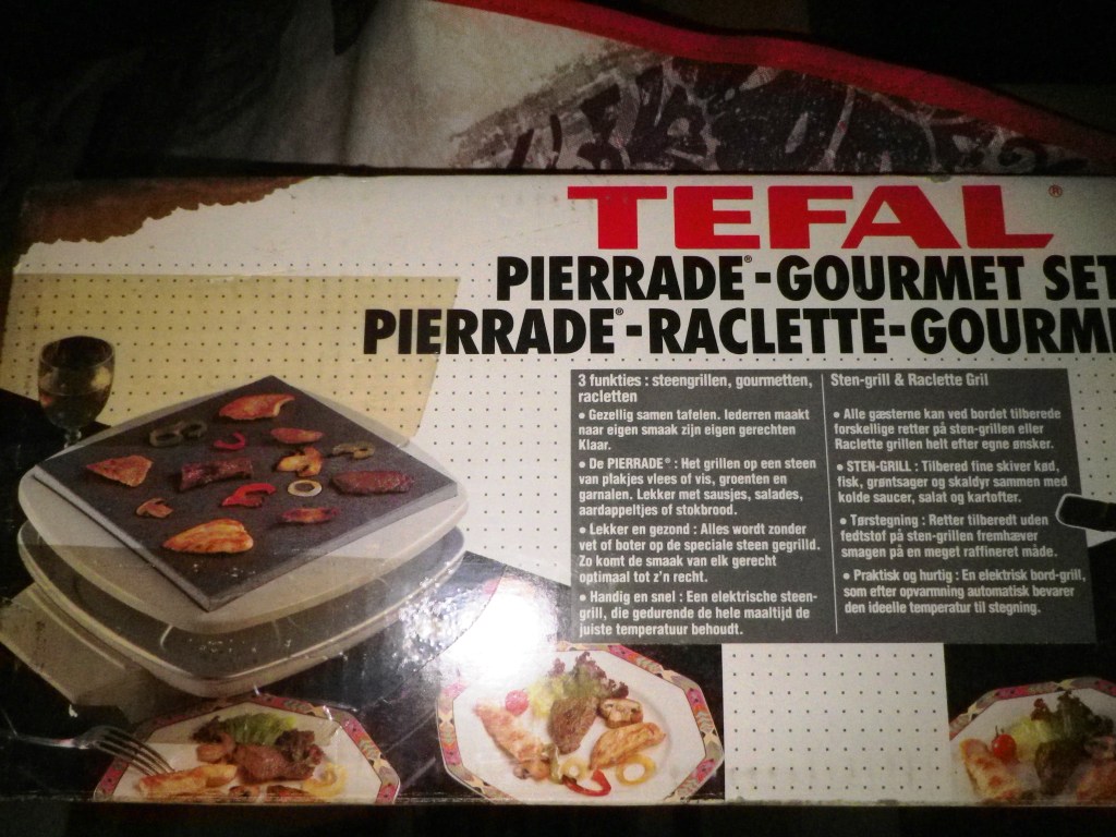 Appareil "Pierrade + raclette" TEFAL pour 8 personnes à Djibouti