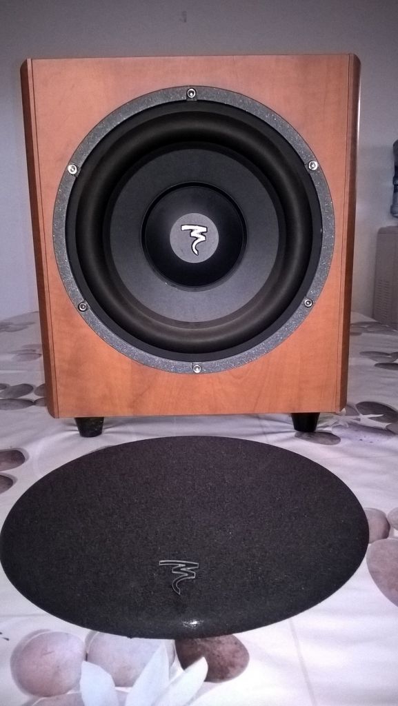 CAISSON DE BASSE FOCAL SW700S comme neuf à Djibouti